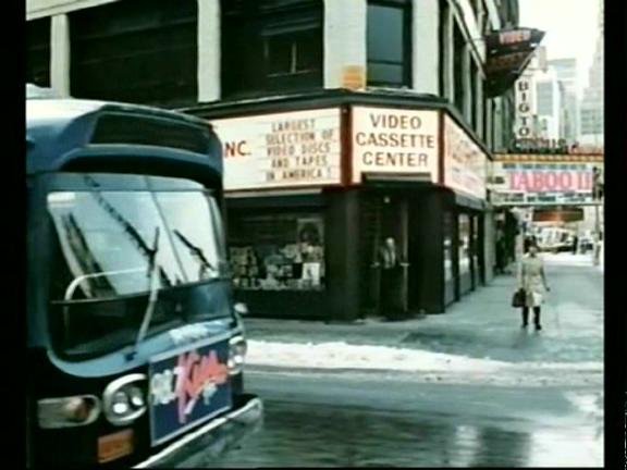 IMCDb.org: 1966 GMC TDH 5303 in "Screamtime, 1983"