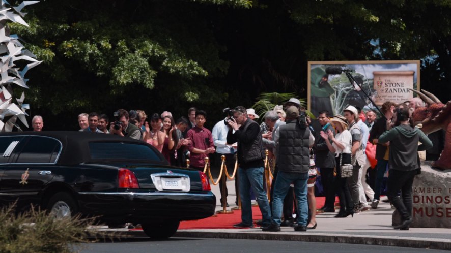 IMCDb.org: 1998 Lincoln Town Car Stretched Limousine in "Power Rangers ...