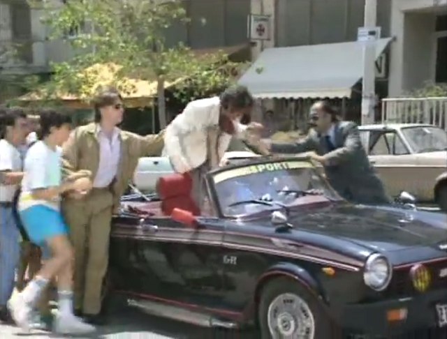 IMCDb.org: 1963 Fiat 1500 Cabriolet [118H] in "Trela Kanalia, 1987"