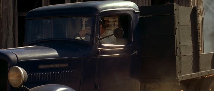 IMCDb.org: 1935 GMC QB in "The Notebook, 2004"