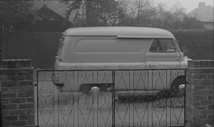 IMCDb.org: 1960 Bedford CAS Mk2 in "The Never Never Murder, 1961"