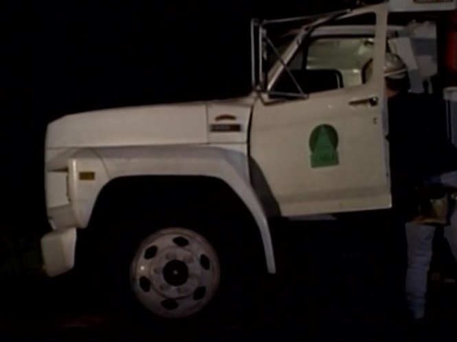 IMCDb.org: 1980 Ford F-Series Medium Duty in "Jack-O (Jacko Lantern), 1995"