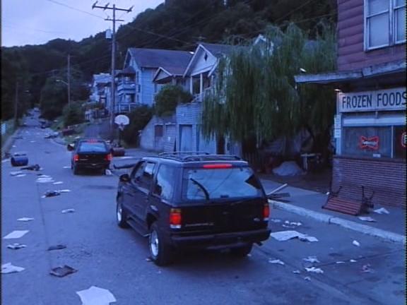 IMCDb.org: 1996 Ford Explorer Limited [UN105] in "Darkdrive, 1997"