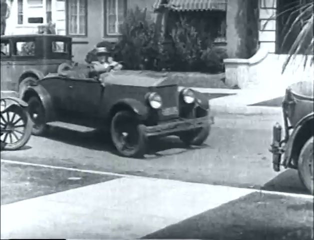 IMCDb.org: 1926 Moon Series A Arrowhead Roadster in "3 Missing Links, 1927"