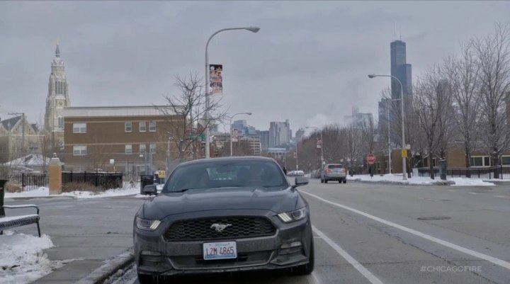 IMCDb.org: 2015 Ford Mustang [S550] in "Chicago Fire, 2012-2024"