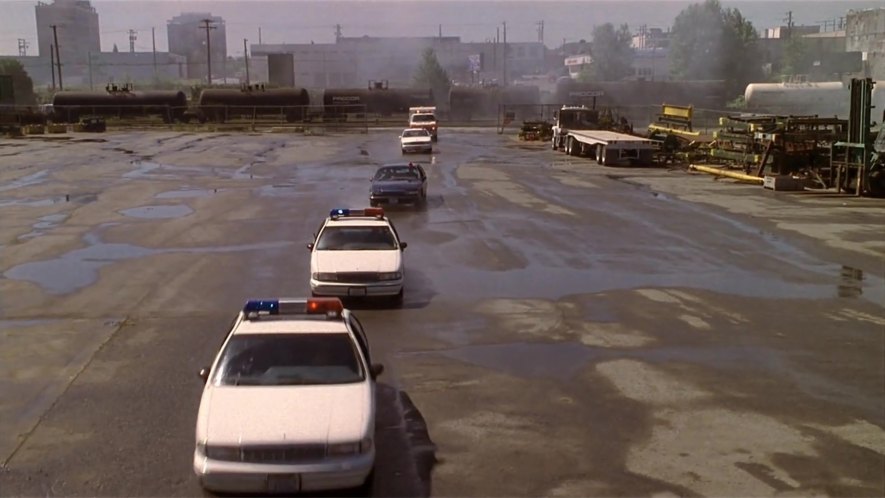 IMCDb.org: 1991 Chevrolet Caprice 9C1 in "Excess Baggage, 1997"
