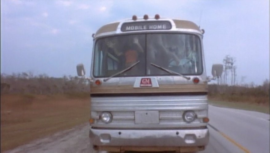 IMCDb.org: 1953 GM PD 4104 in "Pick-up, 1975"